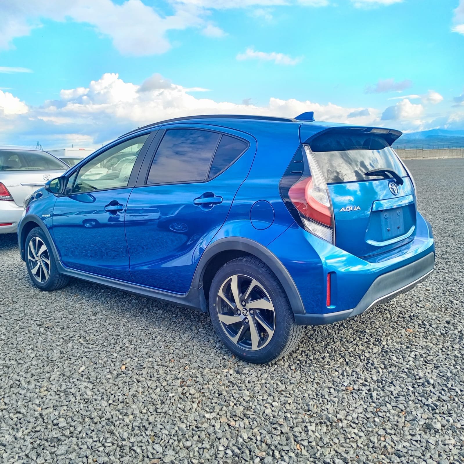 Toyota aqua cross – Buygari