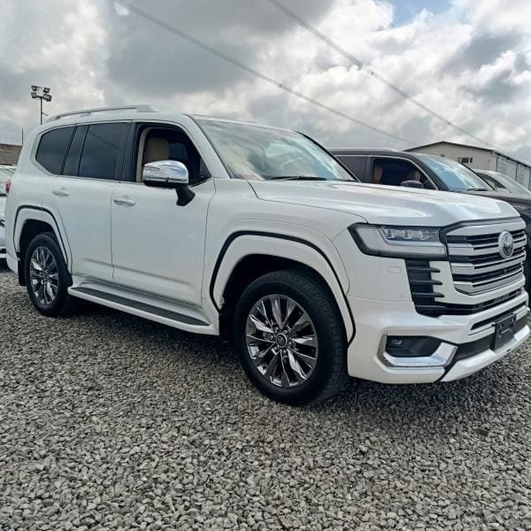 TOYOTA LANDCRUISER LC 300 – Buygari